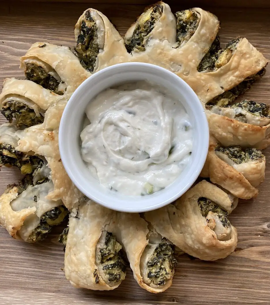 Vegan Puff Pastry Wreath: Spinach Artichoke — Plant-Powered Livin'